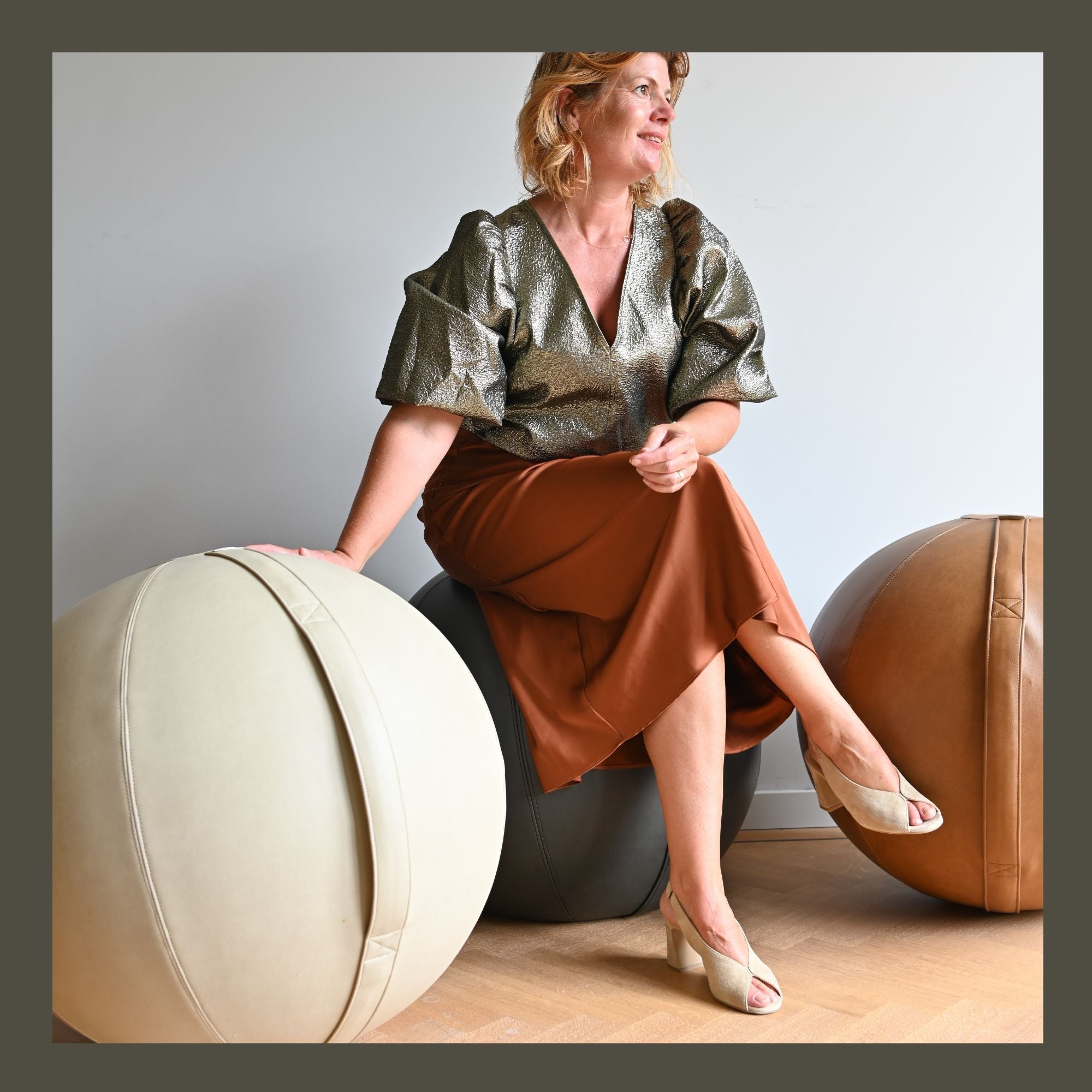 Luxury Sitting Balls: The Trendy New Way to Stay Active While Working ...